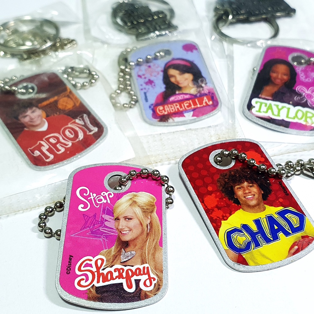 Chaveiro High School Musical - Elma Chips (Maioria lacrados) | Shopee ...
