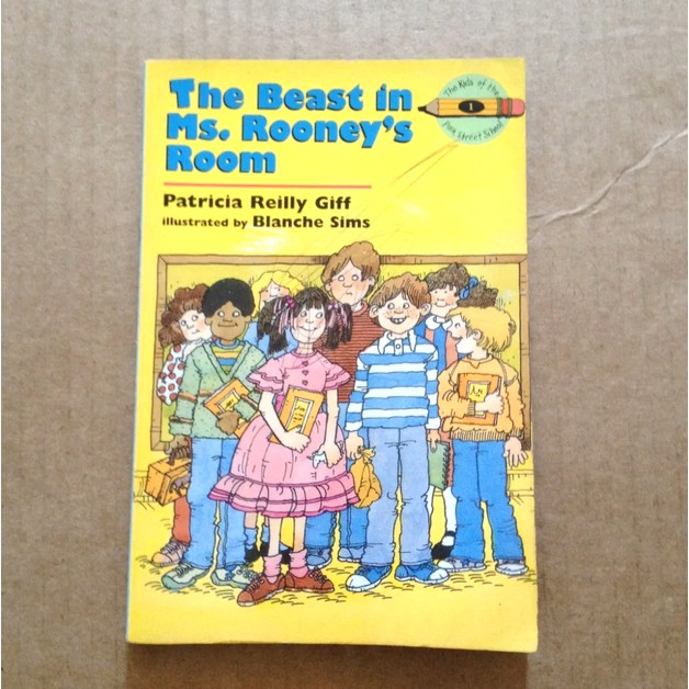 Livro The Beast In Ms. Rooney's Room Patricia Reilly Giff T2 | Shopee ...
