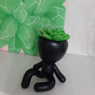 Boneco bob robert planta com suculenta em biscuit | Shopee Brasil