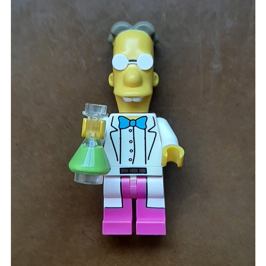 Lego Simpsons - minifigura John Frink (cientista) | Shopee Brasil