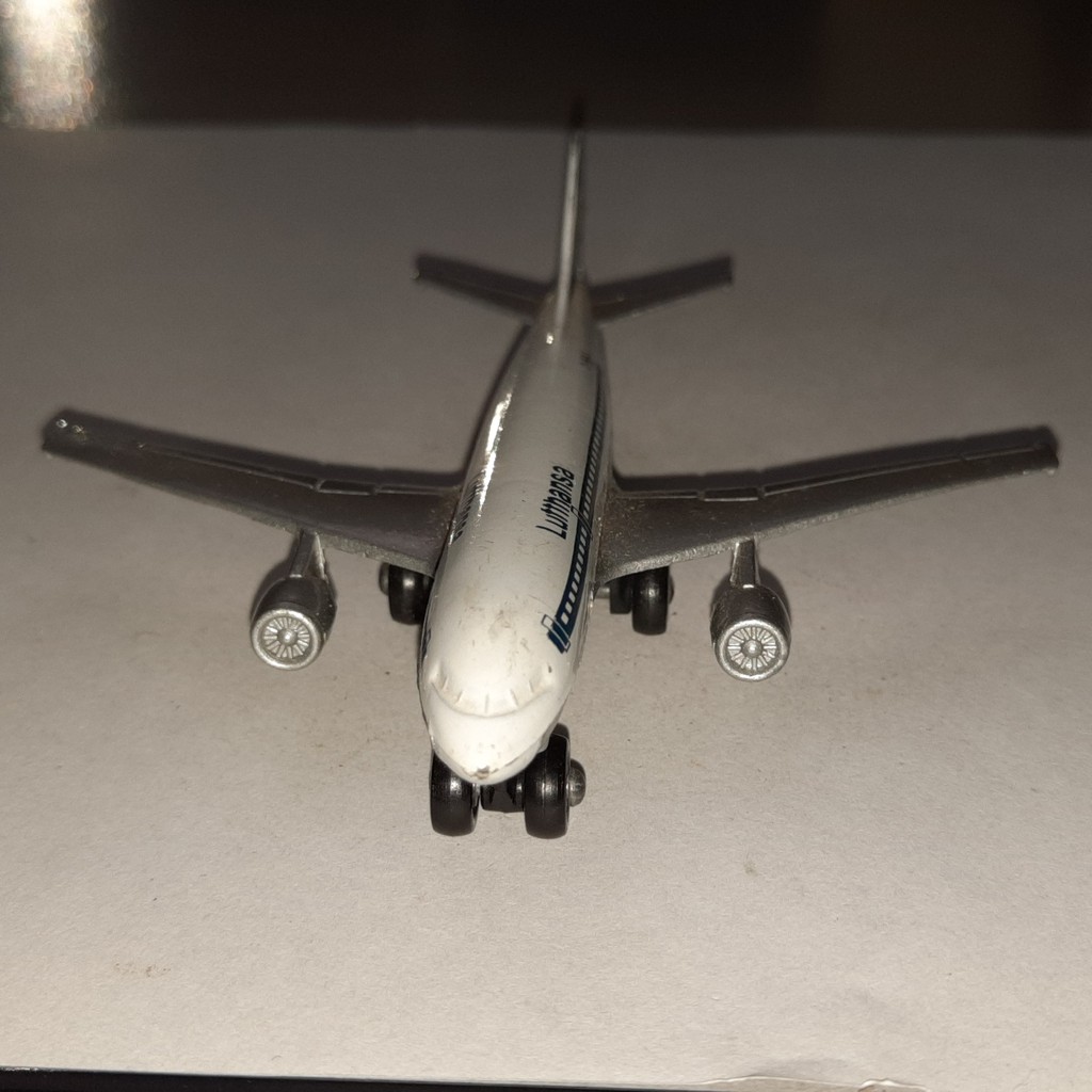 MINIATURA CARRINHO MATCHBOX SKYBUSTER SB3 A300 B AIRBUS B905 | Shopee ...