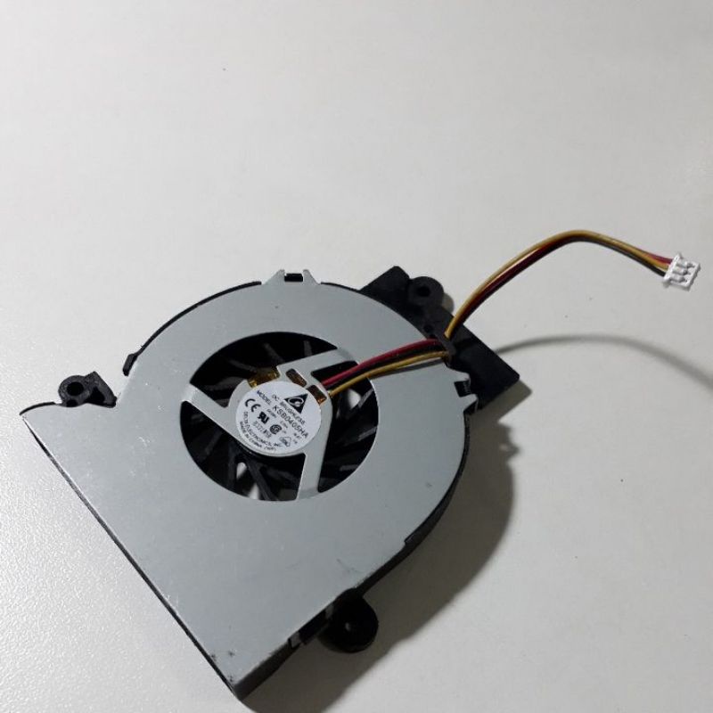 COOLER NOTEBOOK DC5V 0.30A DELTA KSB0405HA 3 FIOS | Shopee Brasil