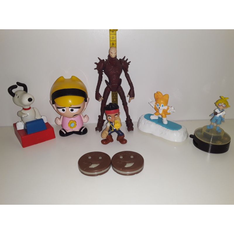 Miniaturas Diversas Snoopy Mandy Jake Tails Bakugan Trakinas Minimoys ...