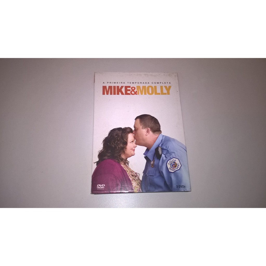DVD - SERIE MIKE E MOLLY PRIMEIRA TEMPORADA | Shopee Brasil