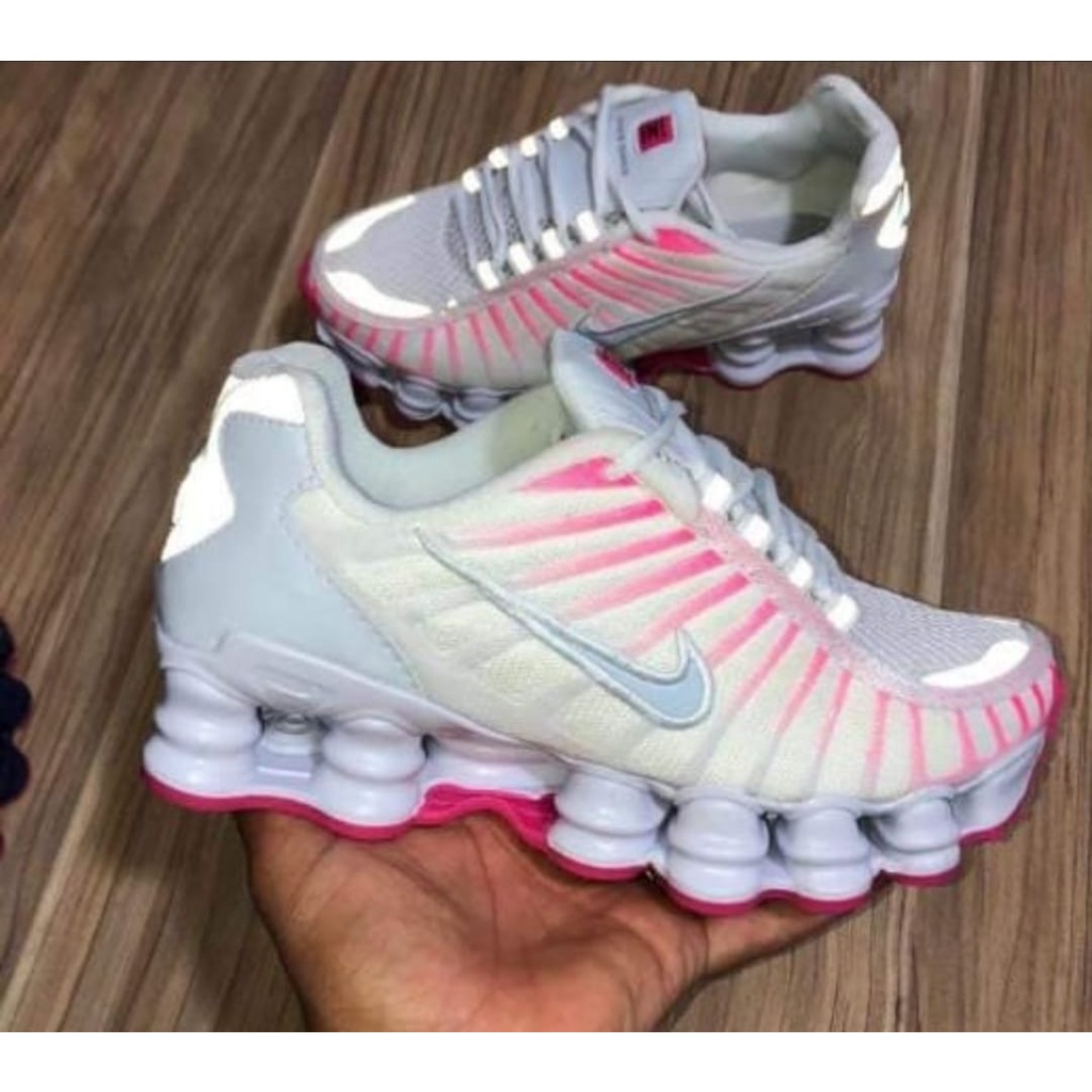 Tênis Feminino Shox 12 Molas Refletivo Branco com Rosa Pronta Entrega ...
