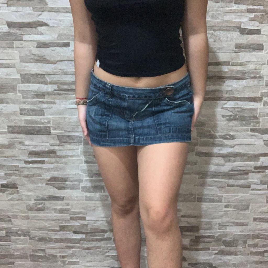 Mini saia ano 2000s | Shopee Brasil