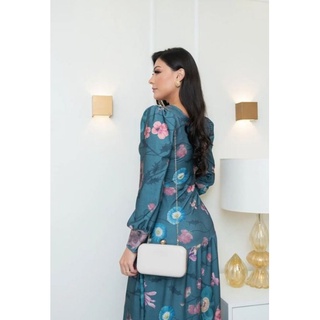 Vestido Longo Manga comprida modelo em elaspol | Shopee Brasil