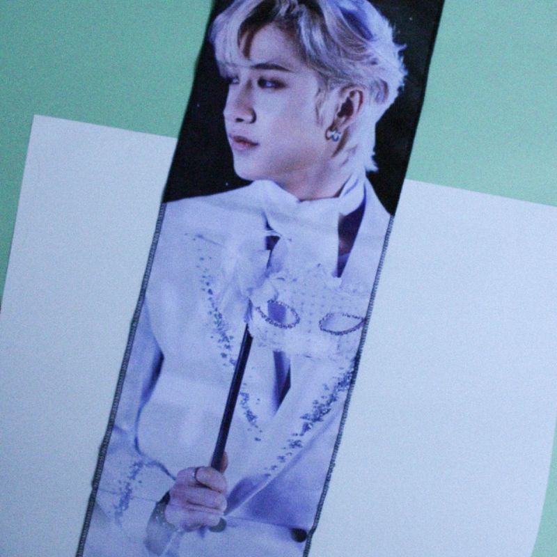 Banner Bang Chan - Stray Kids | Shopee Brasil