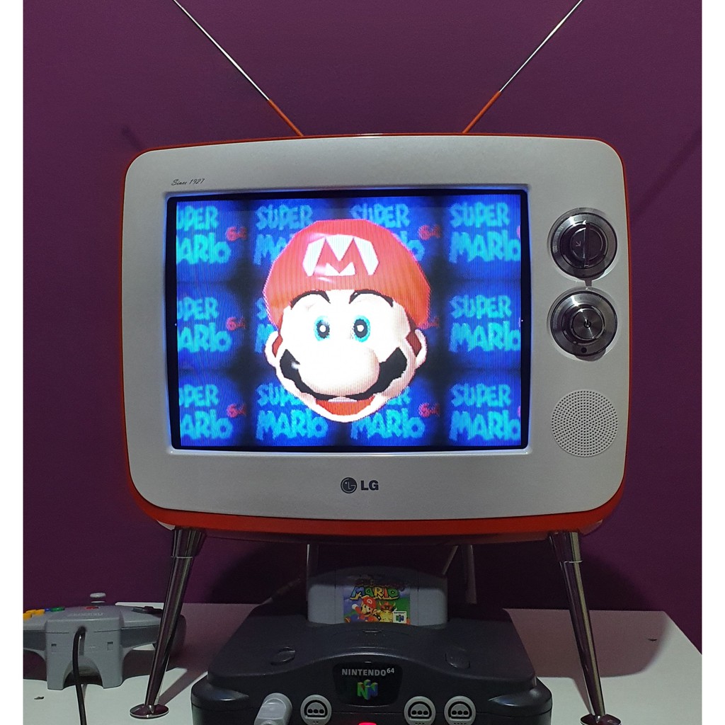 LG - TV Retrô 14" Anos 60 - Corre Que Ta Baratinho