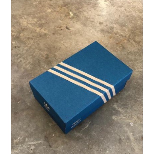 Caixa da Adidas - caixa papelão - caixa adidas vazia | Shopee Brasil