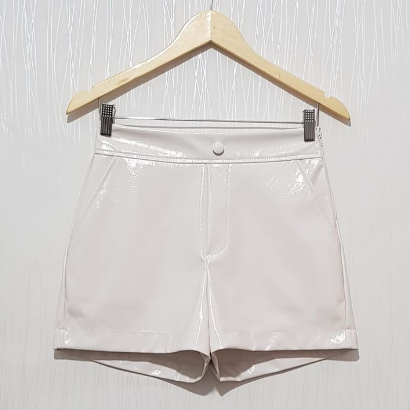 SHORT DE COURO ECOLÓGICO/VINIL | Shopee Brasil