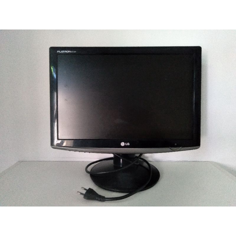 Monitor LG Flatron W1752T Display quebrado! | Shopee Brasil