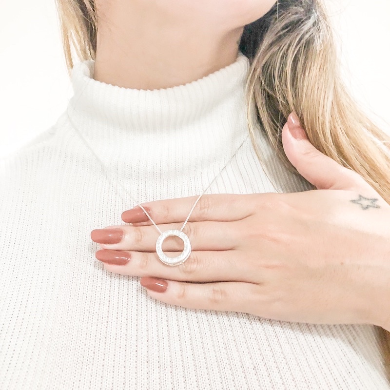 Colar redondo Pandora banhado a prata | Shopee Brasil