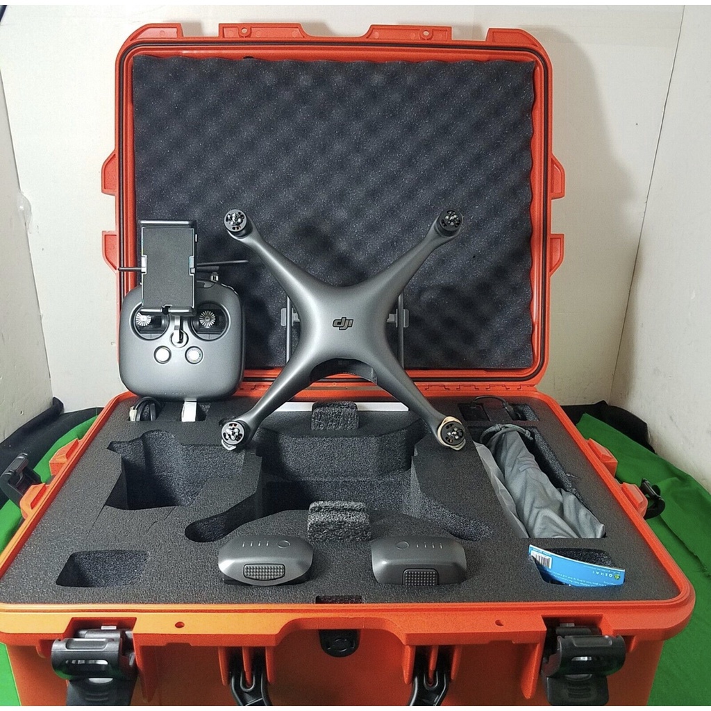 Phantom Pro 4 Obsidian DJI 4K Drone w/ 2 Batteries WM331A GL300F 4K ...