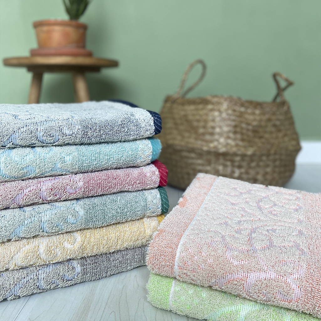 Kit C/4 Toalhas Toalha Banho Grossa Gigante Felpuda Fofas Atacado ...