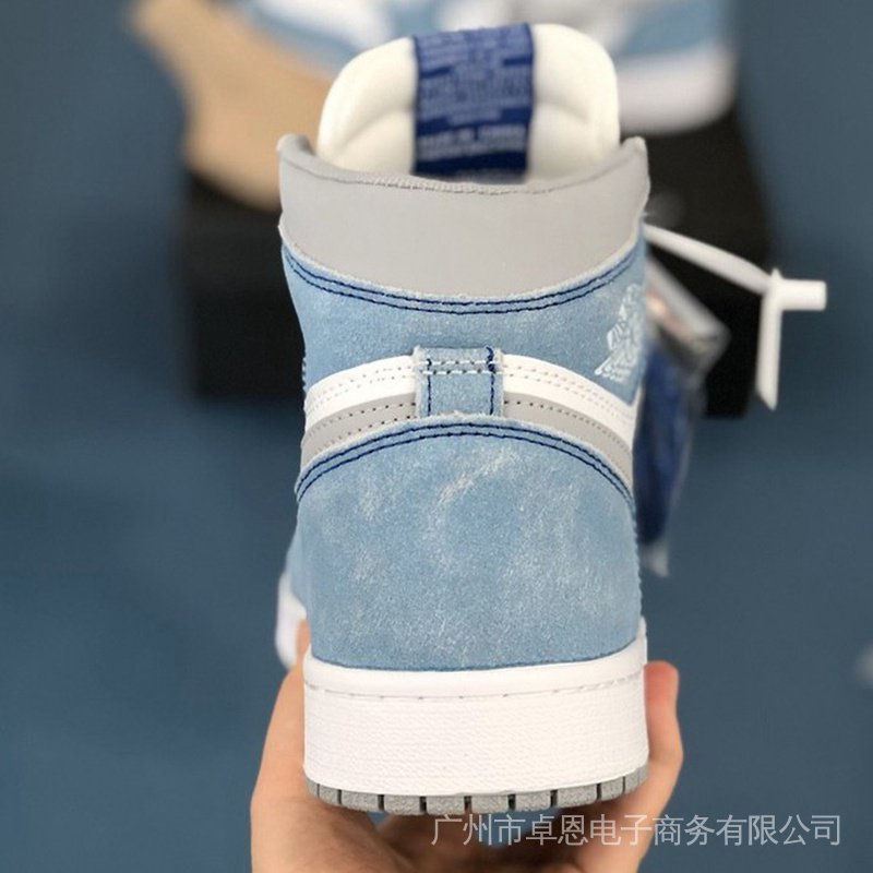 GT6O Sapatos De Basquete Feminino Nike Air Jordan 1 Alto Og Hyper Royal ...